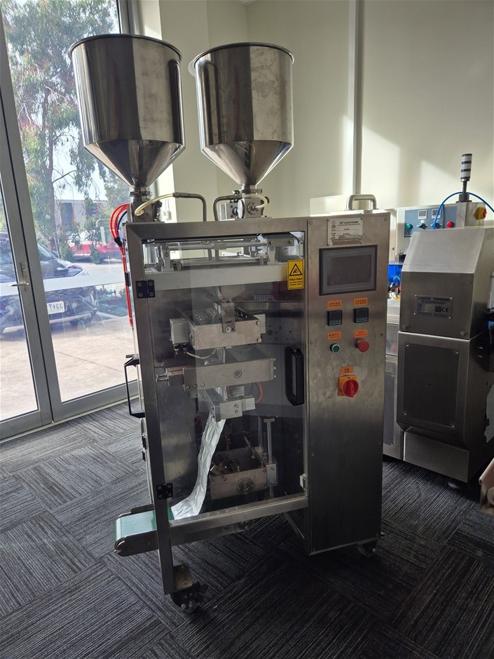 2018 Guangzhou Aerospace Automatic YH-QZD 2x 15L = 30L Sachet Filler ...