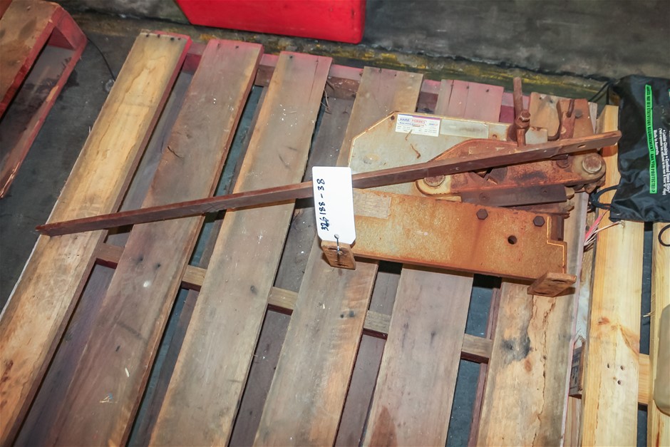 Hafco Bench Mount Hand Guillotine Auction (0038-5061104) | Grays Australia