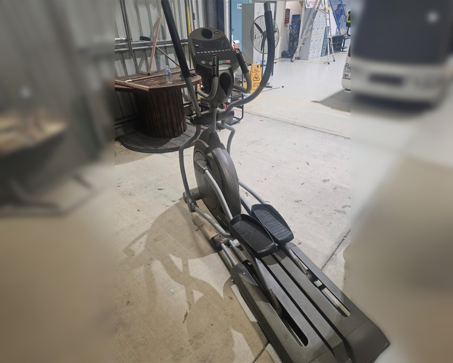 Spirit XE 700 Elyptical Cross Trainer Auction (0002-7059706) | Grays ...
