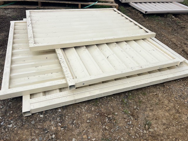 Fence gate panels Auction (0139-5061083) | Grays Australia
