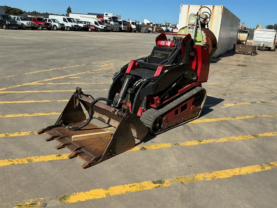 Unreserved Ex-Hire Construction & Excavation Equipment - SA
