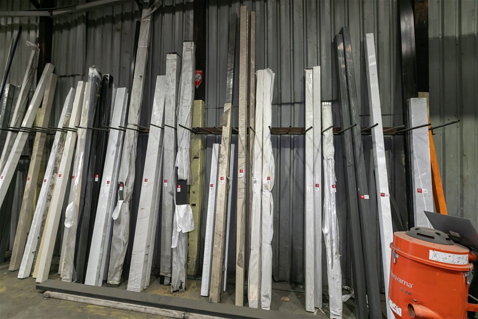 Powder Coated Steel Post Auction (0105-5061362) | Grays Australia