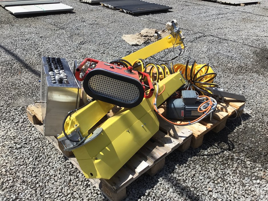 Used Vacuum System with Armtec Auction (0052-5061587) | Grays Australia