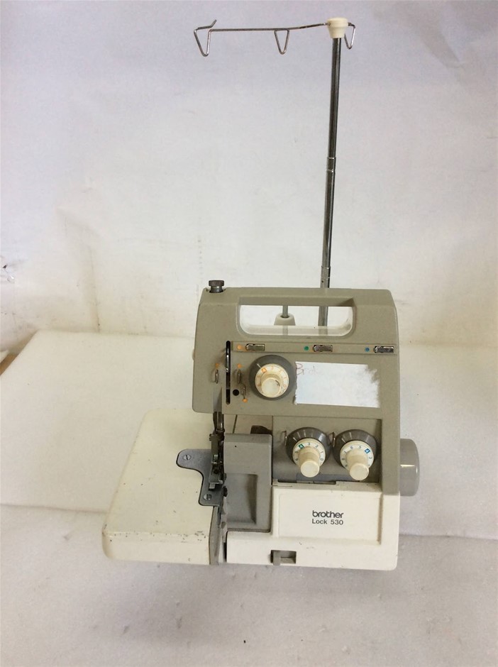 Brother Lock 530 Overlocker Sewing Machine Auction (0004-2575739 ...