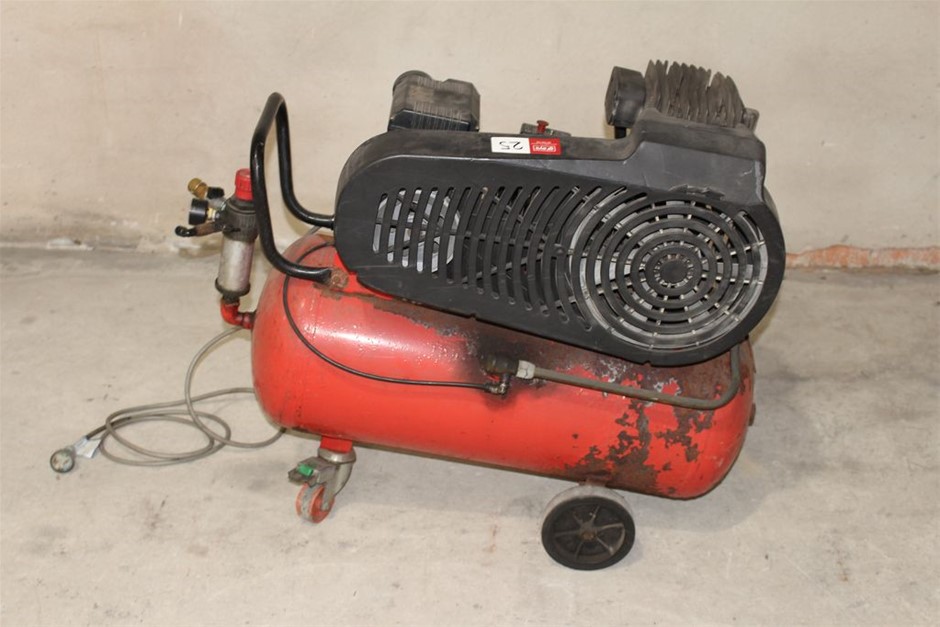 2.2kw Air compressor "SIP" 420 series Auction (0025-5061607) | Grays ...