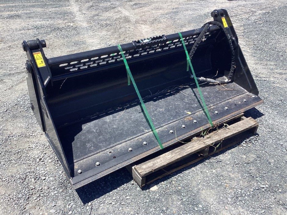 Caterpillar 4 in 1 Bucket (Acacia Ridge) Auction (0011-7060943) | Grays ...
