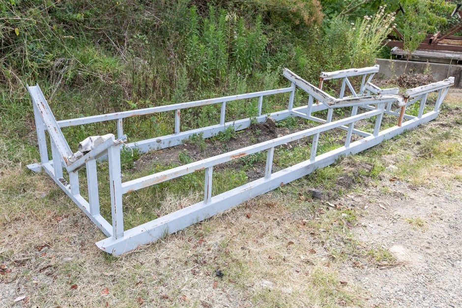 Cruiser Hardstand Auction (0045-5061551) | Grays Australia