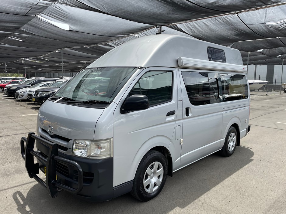 2010 Toyota Hiace Auto Van (Converted) Auction (0001-10351773) | Grays ...