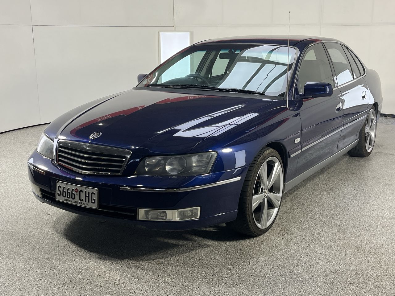 2004 Holden Statesman WK Automatic WOVR-INSPECTED Auction (0001 ...