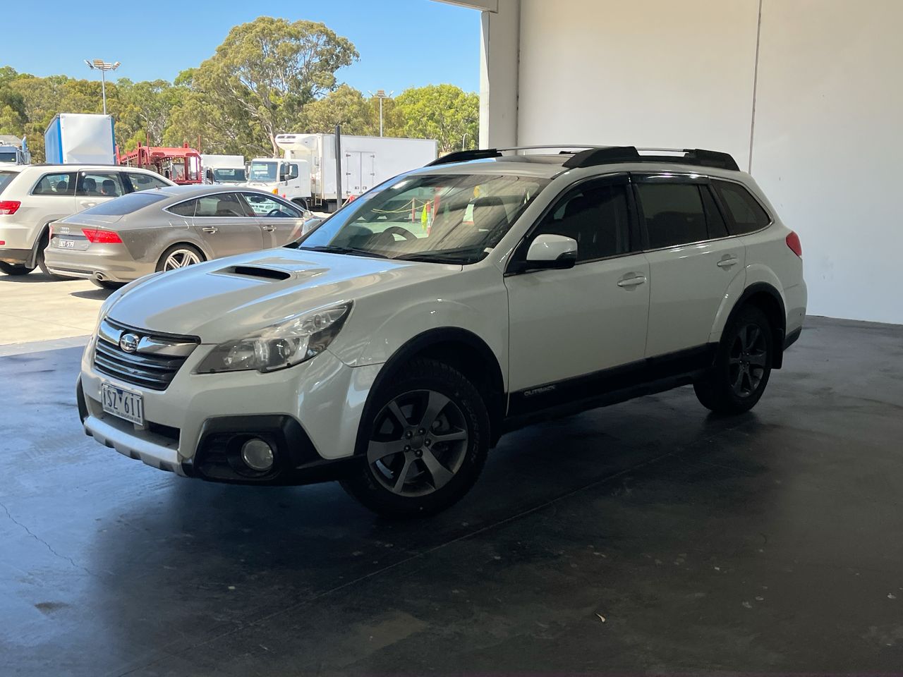 2014 Subaru Outback 2.0D Premium B5A Turbo Diesel CVT Wagon Auction ...