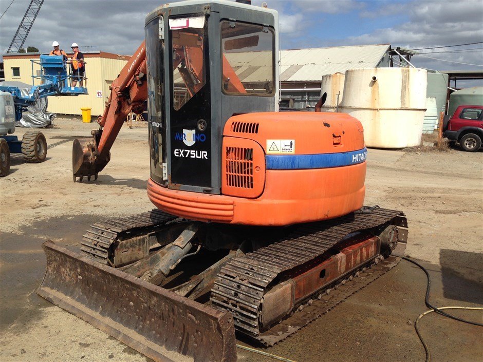 Hitachi EX75 UR Excavator Auction (0003-7006451) | Grays Australia